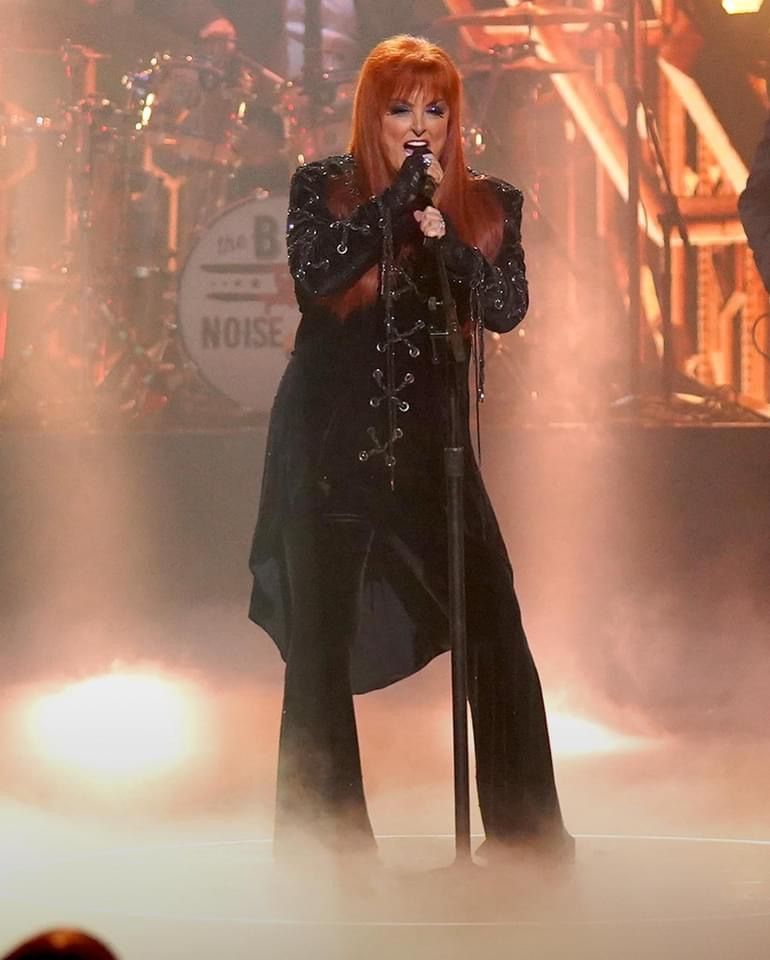 Wynonna Judd Performance Reactions: Why Fans Are Breathless | Vogue Vocal